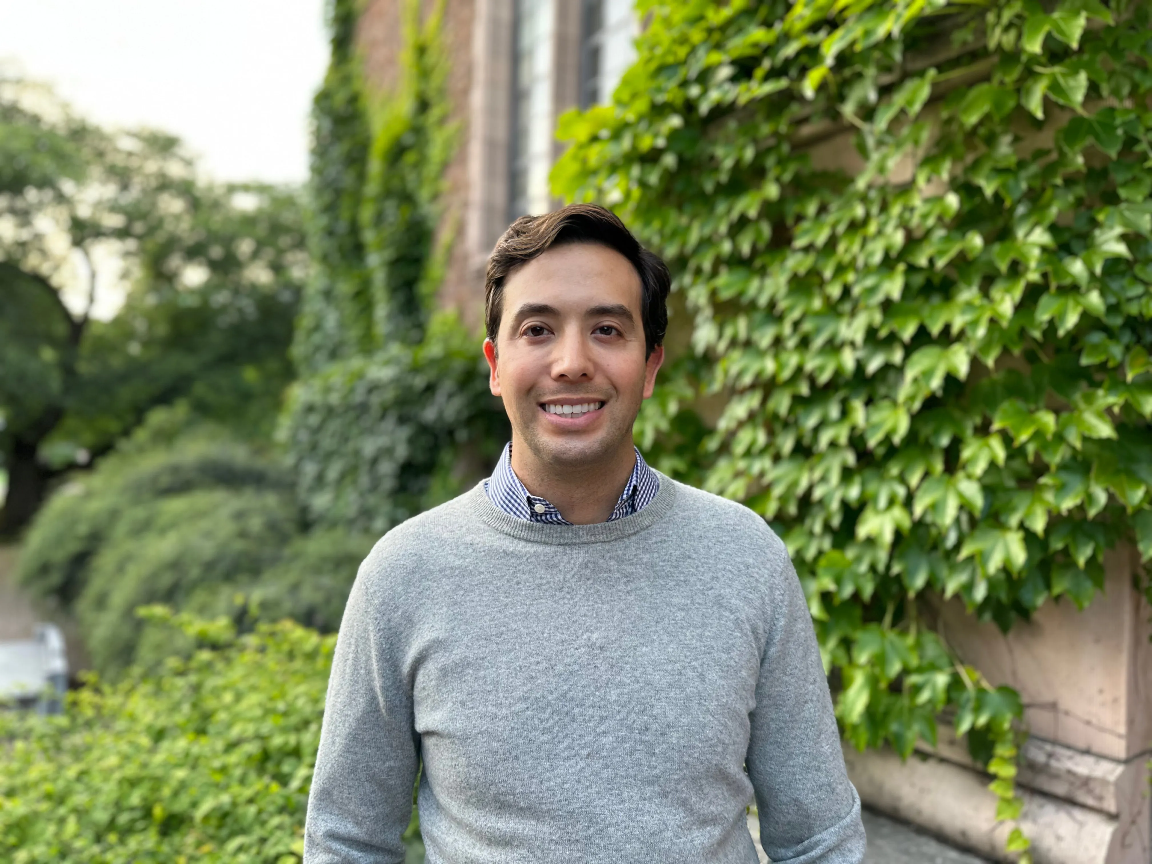 Harvard Interview Tips | Advice From a Former Harvard Admissions Officer